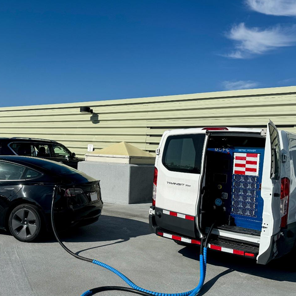 CharjGo - 24/7 Mobile Super Fast EV Charging in Canada